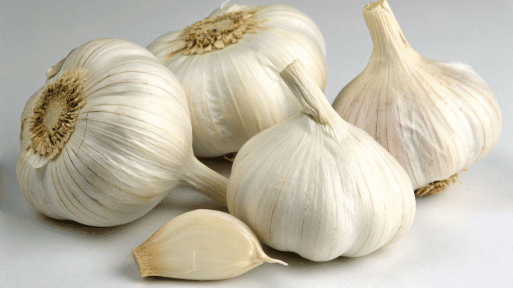 8 Best Garlic Varieties to Grow (Hardneck vs Softneck by...