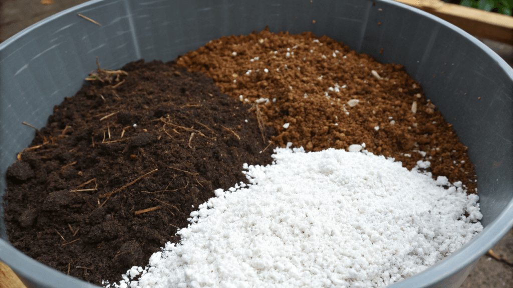 Best Soil Mix for Raised Beds (3 Recipes + How to Adjust by Climate)
